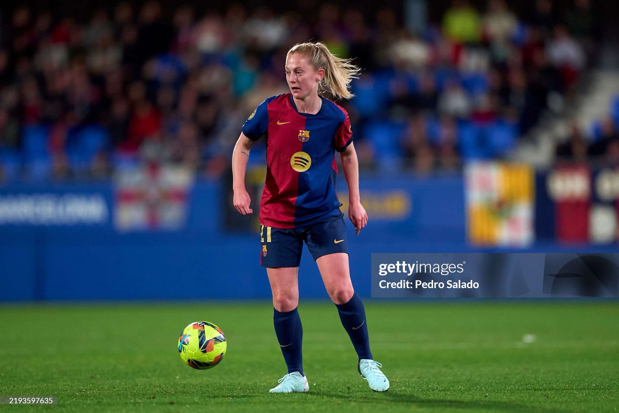 Keira Walsh signs with Chelsea - The Halfway Line