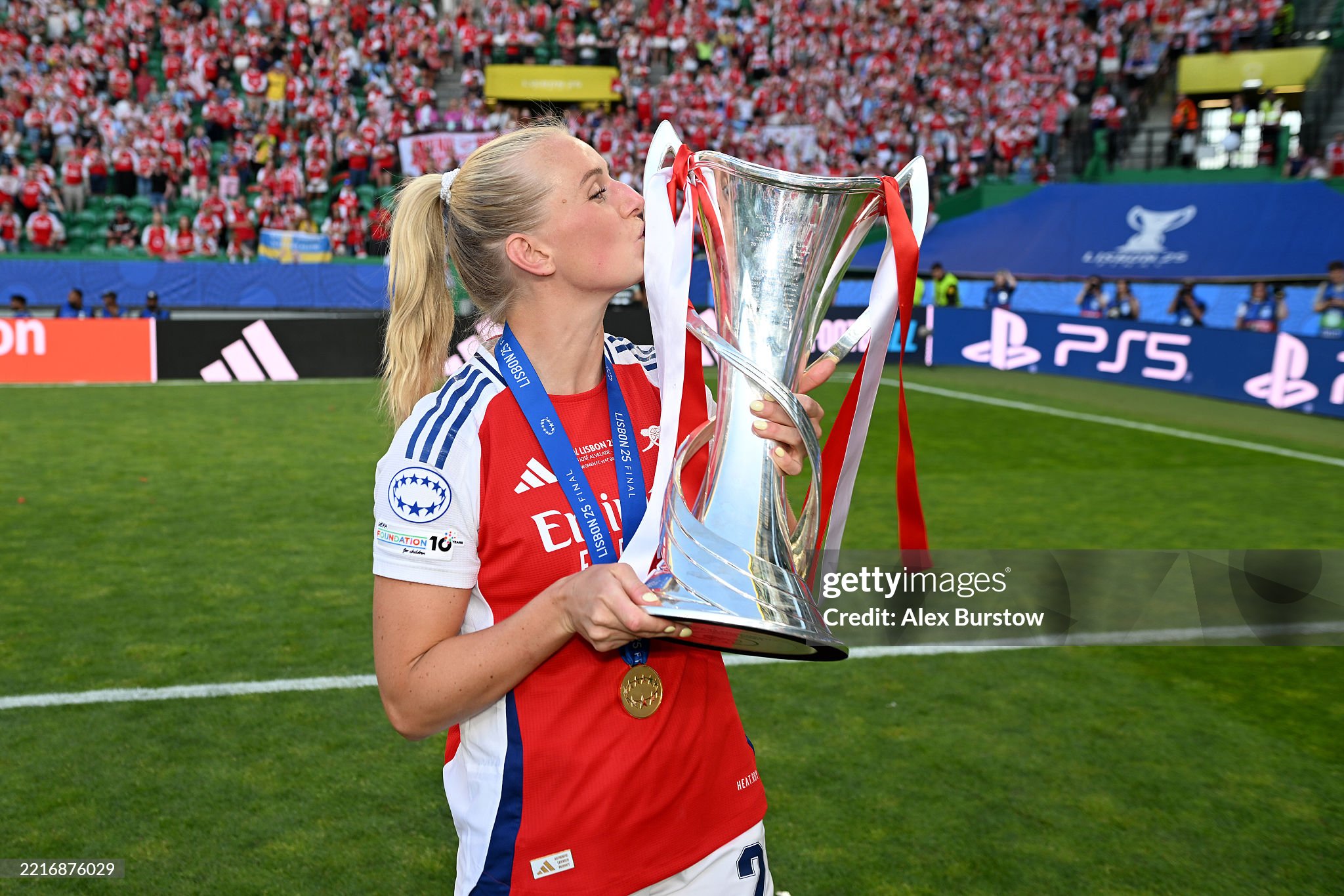 The cat's in the bag and the bag's in the river: How Stina Blackstenius ...