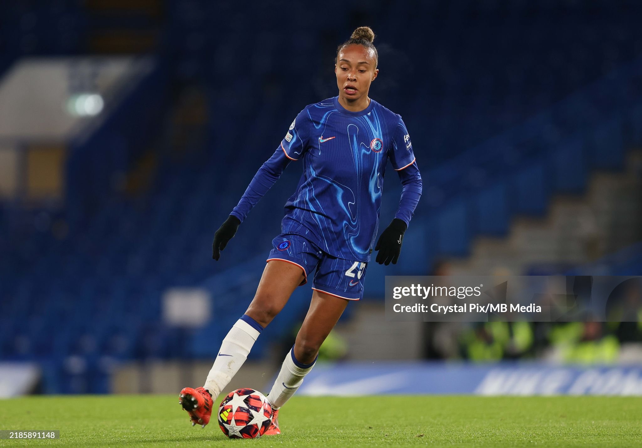 Brighton sign Chelsea defender Mpomé - The Halfway Line